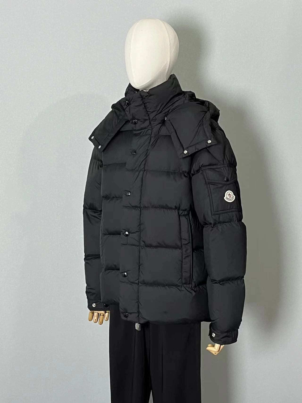 Official Moncler Down Jackets