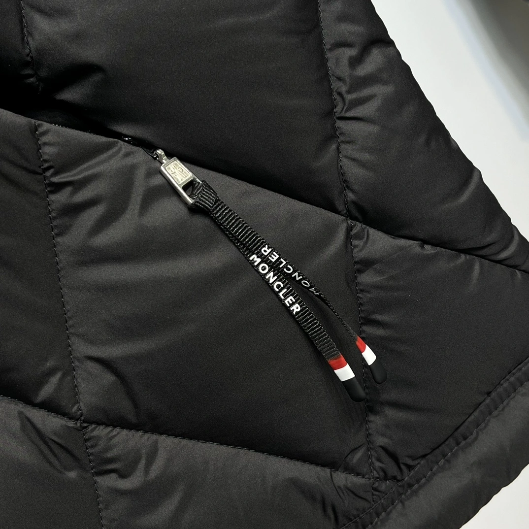 Bargain Moncler Down Jackets