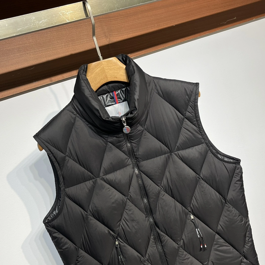 Bargain Moncler Down Jackets