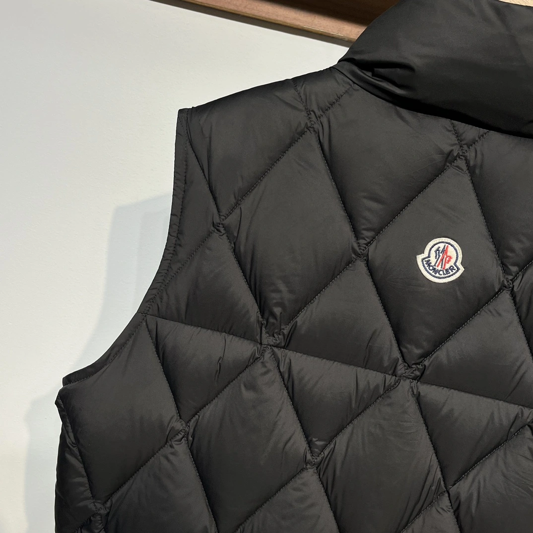 Bargain Moncler Down Jackets