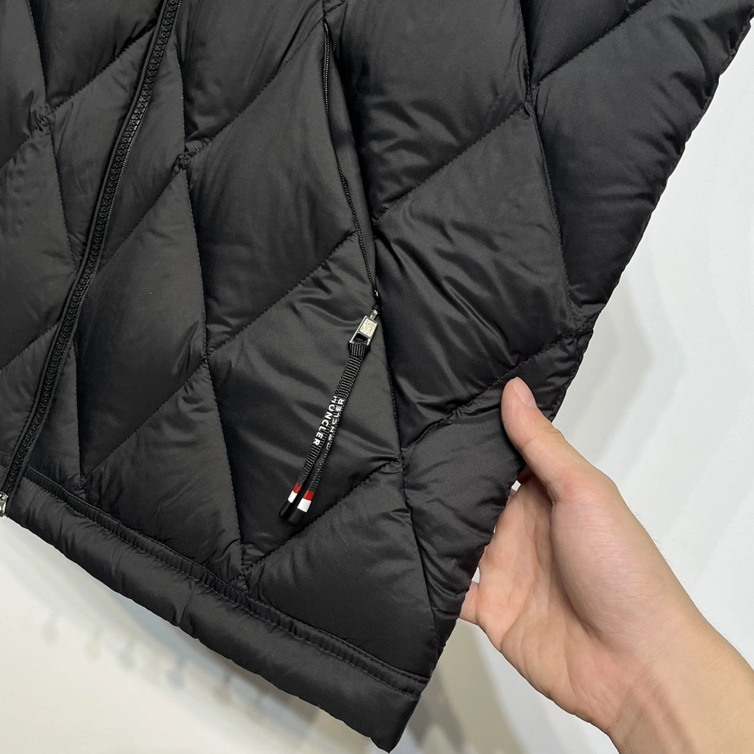 Bargain Moncler Down Jackets