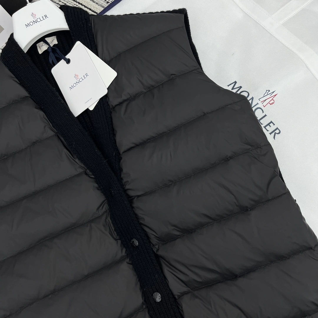 Top mirror Moncler Down Jackets