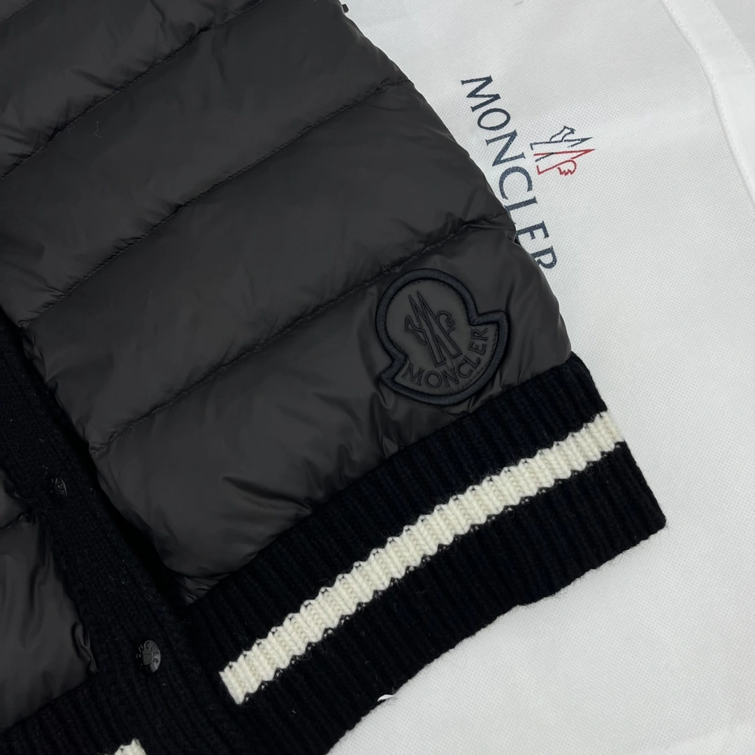 Top mirror Moncler Down Jackets