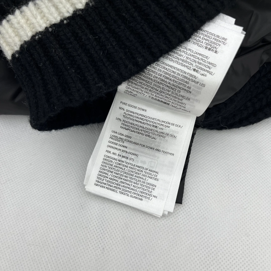 Top mirror Moncler Down Jackets