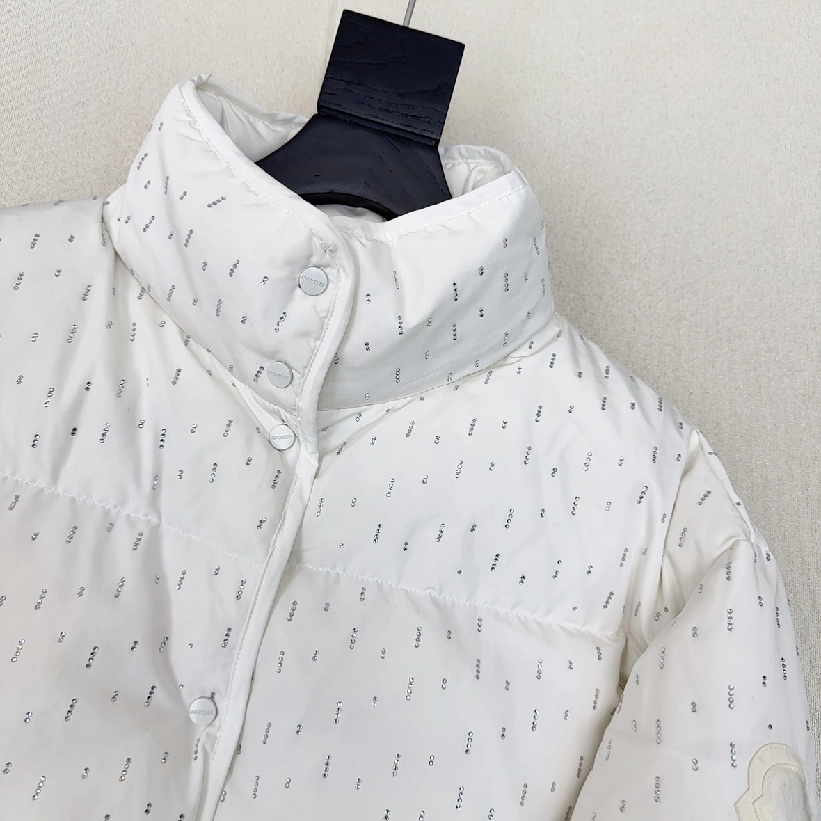 Exact replica Moncler Down Jackets