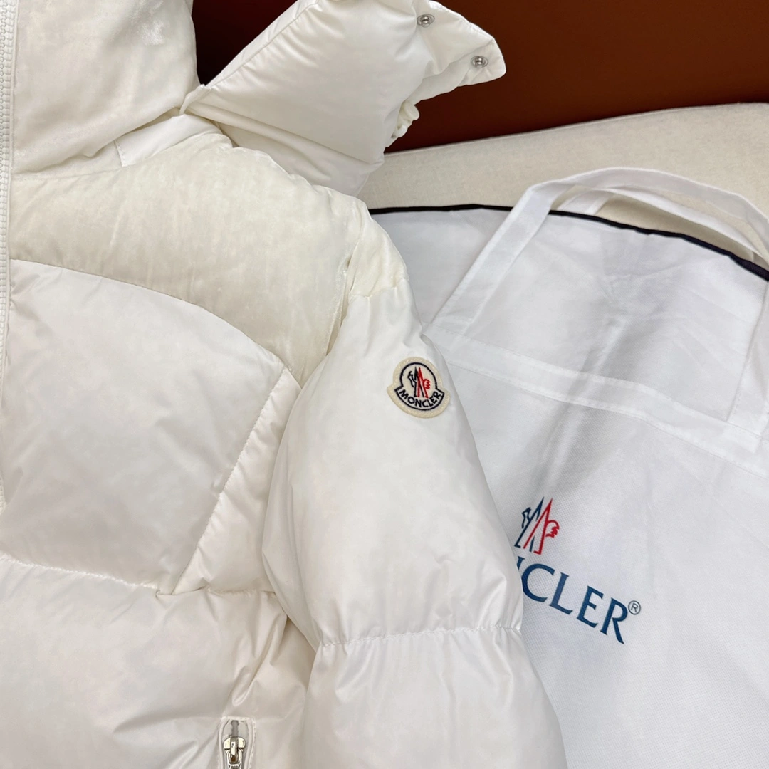 Bargain Moncler Down Jackets