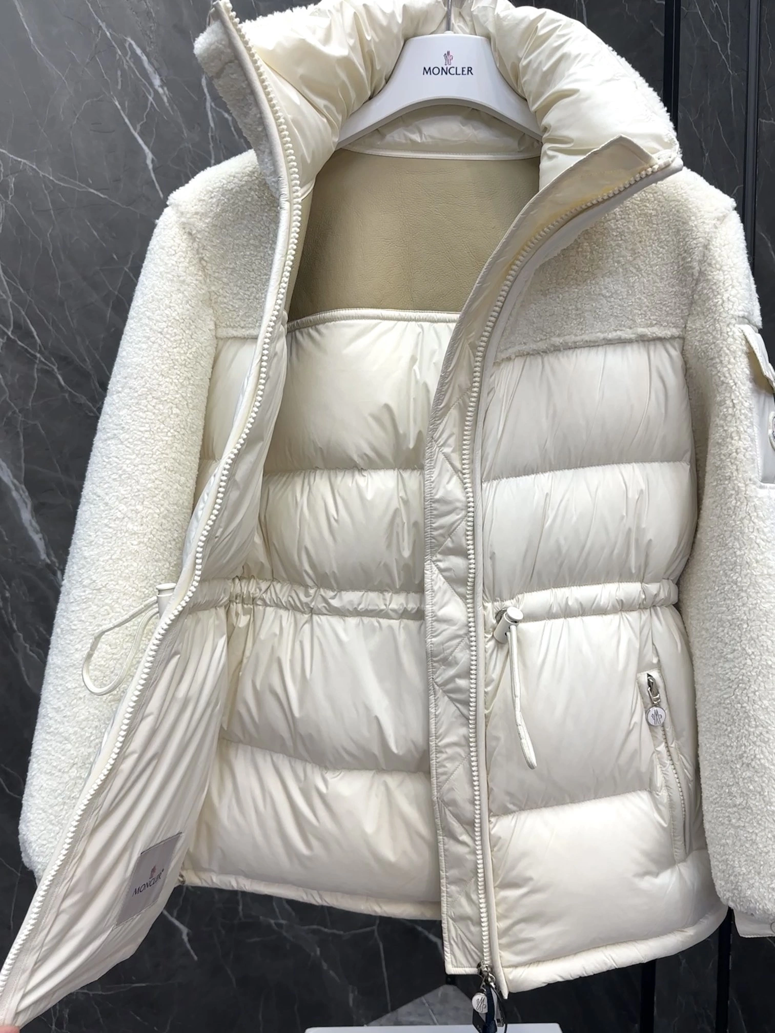 Inexpensive Moncler Down Jackets