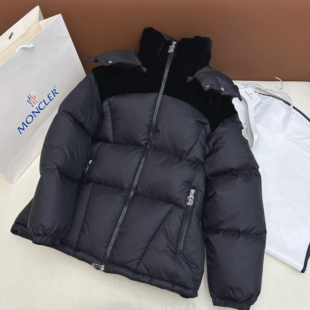 Low-cost Moncler Down Jackets