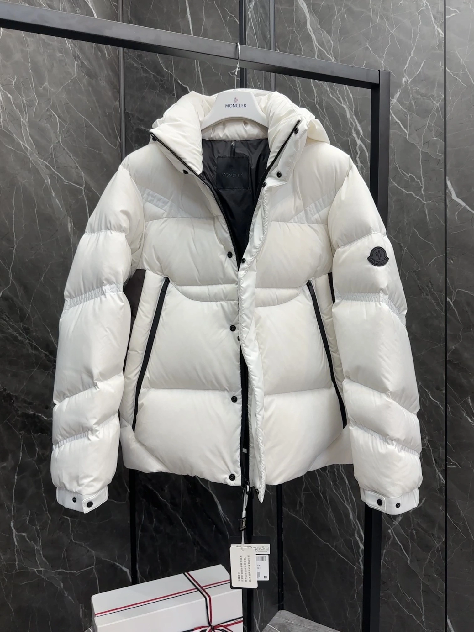 Exact replica Moncler Down Jackets