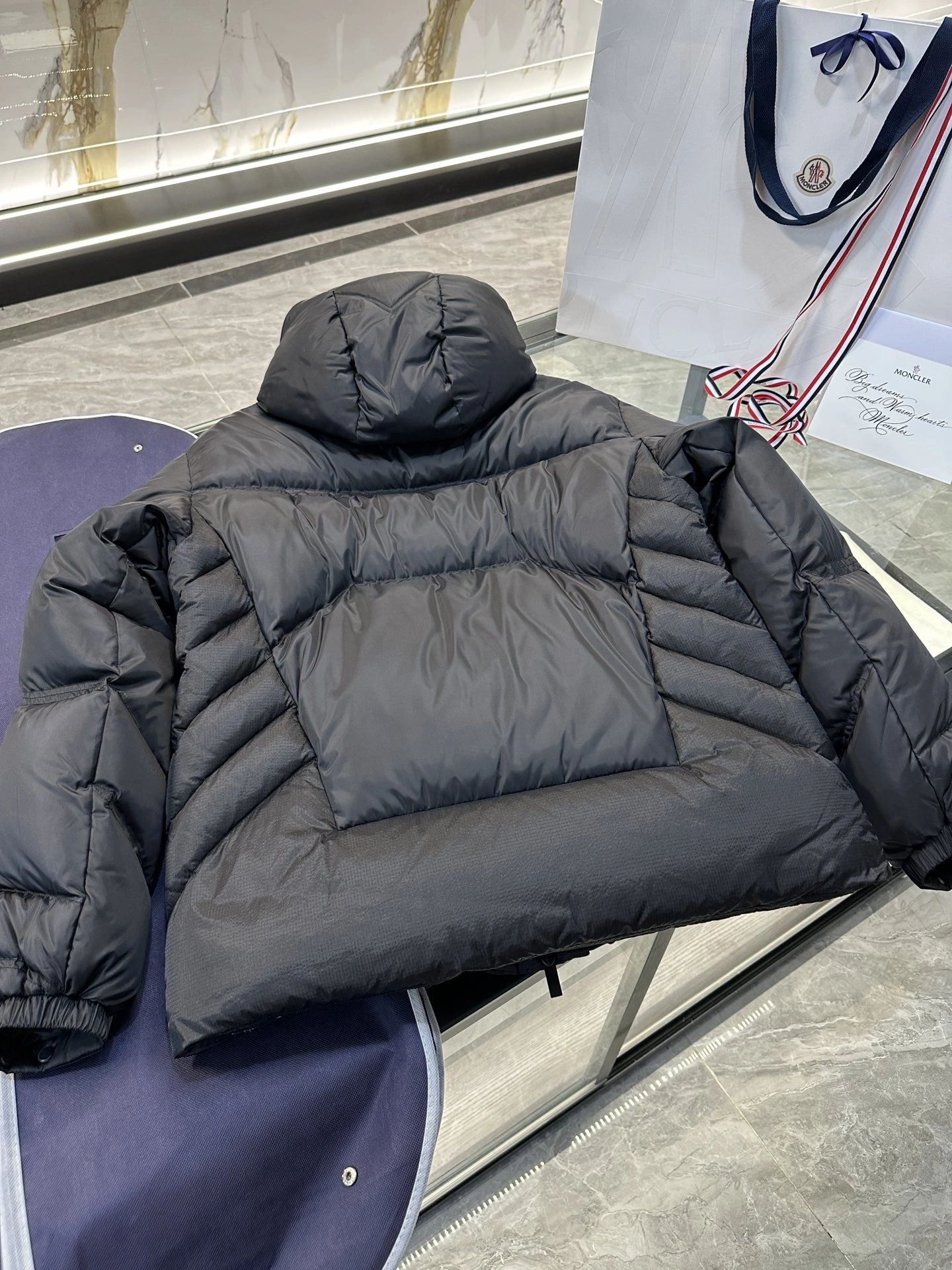 1:1 copy Moncler Down Jackets