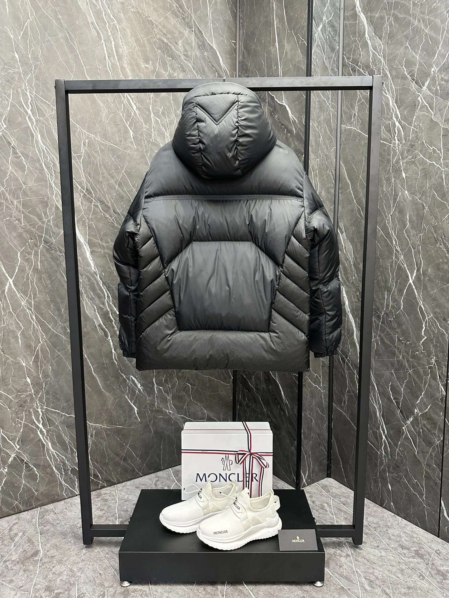 High fidelity Moncler Down Jackets