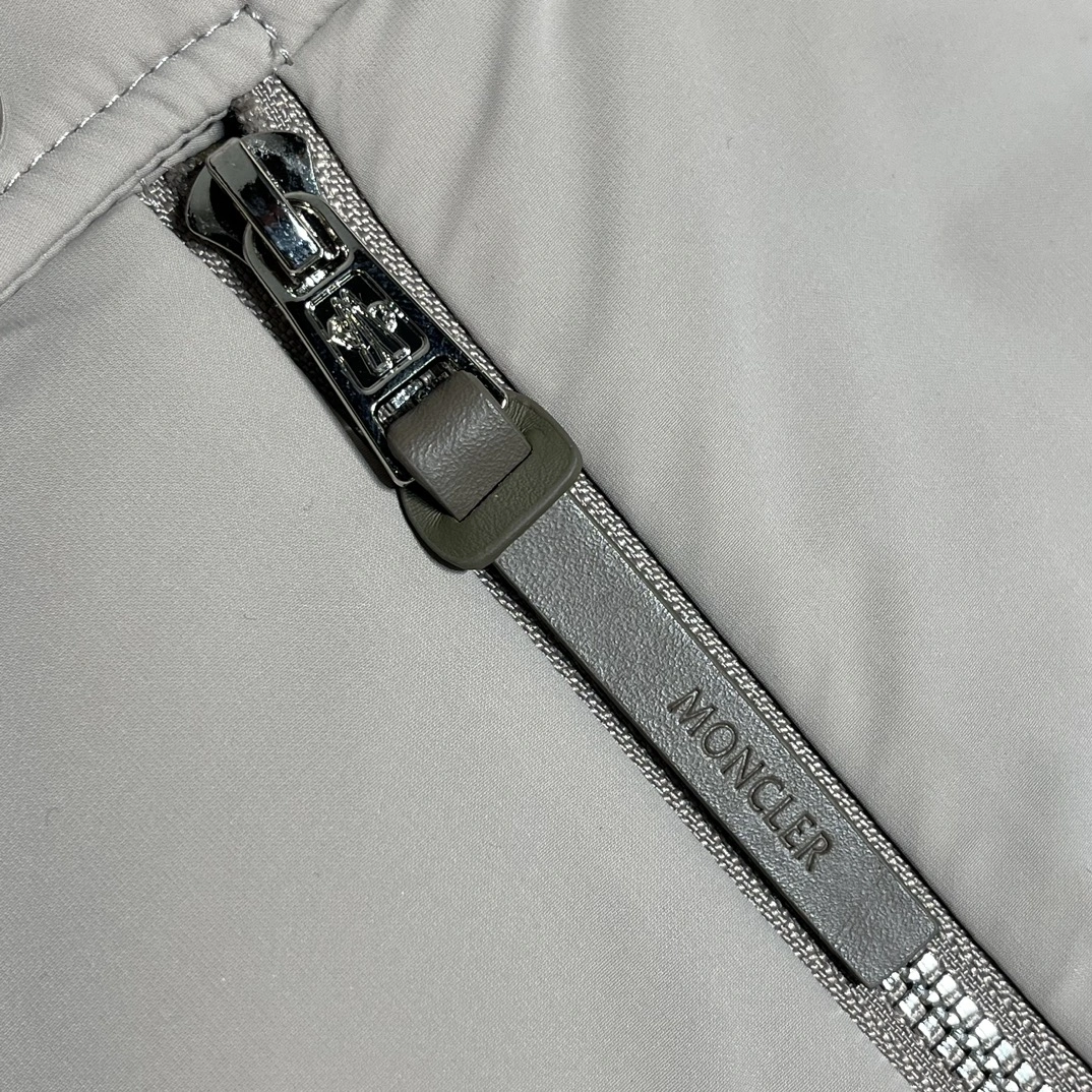 Exact replica Moncler Down Jackets
