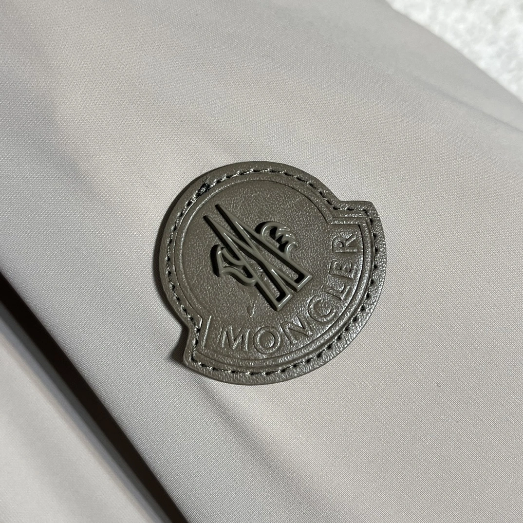 Exact replica Moncler Down Jackets