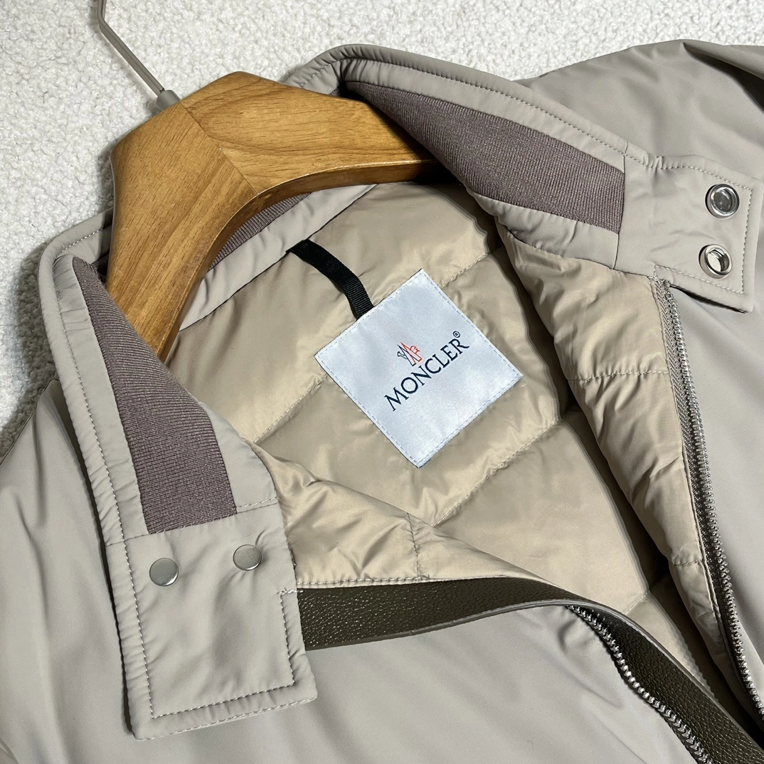 Exact replica Moncler Down Jackets