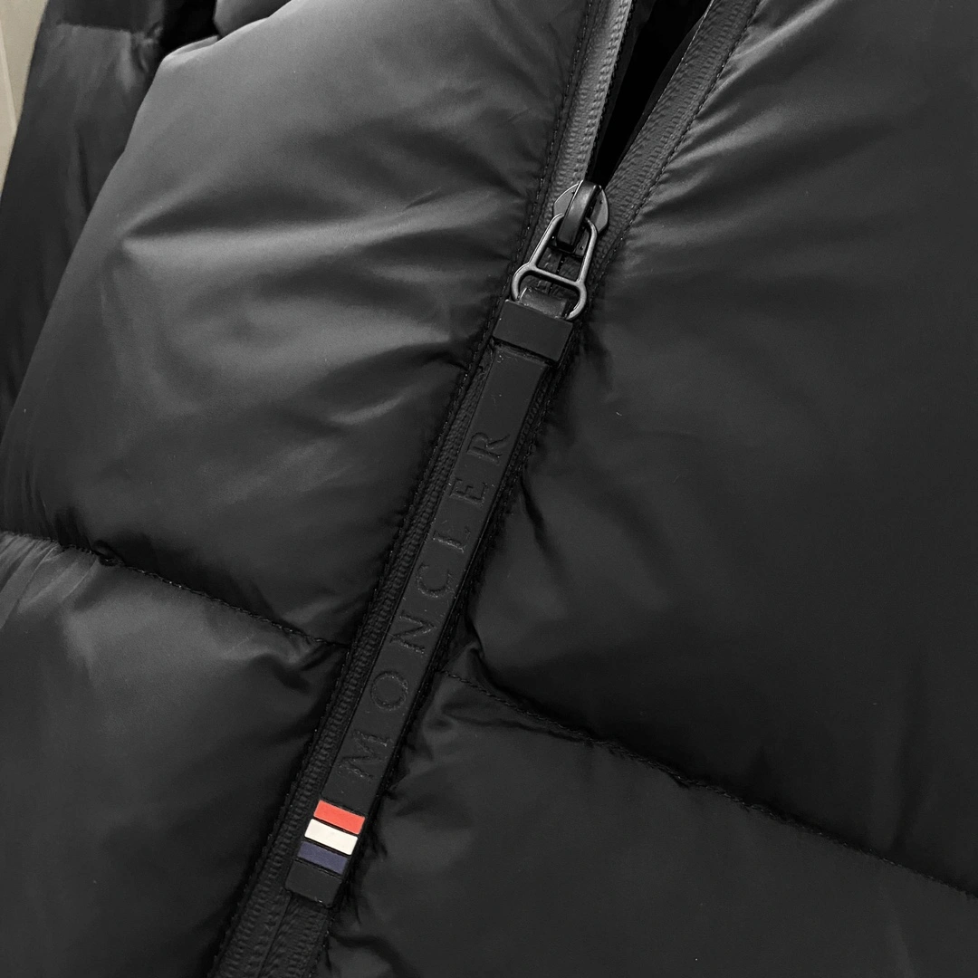 Bargain Moncler Down Jackets
