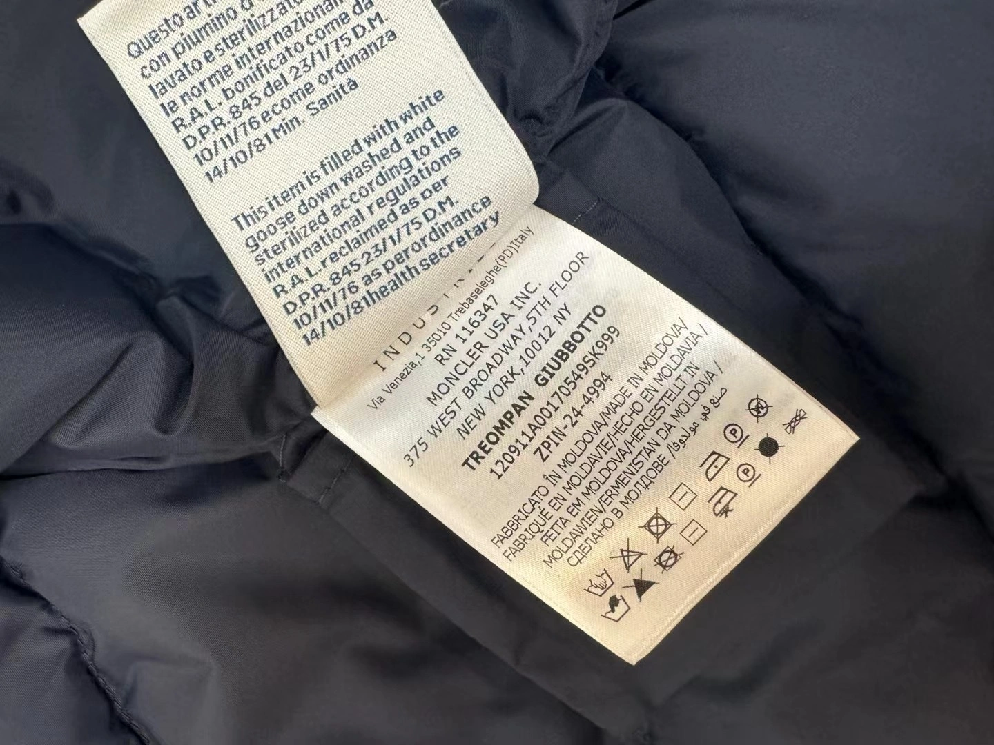 Cut-rate Moncler Down Jackets