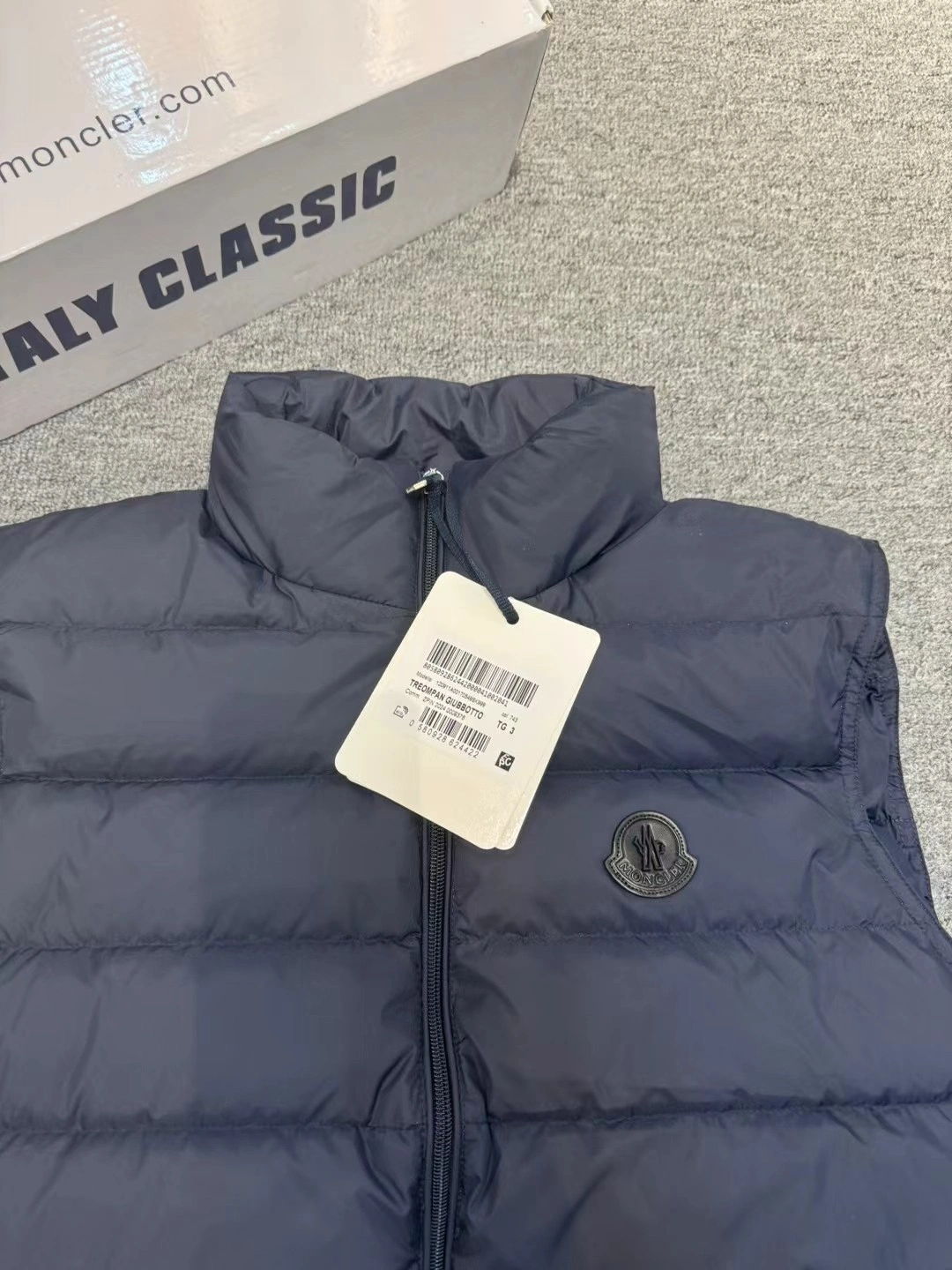 Cut-rate Moncler Down Jackets