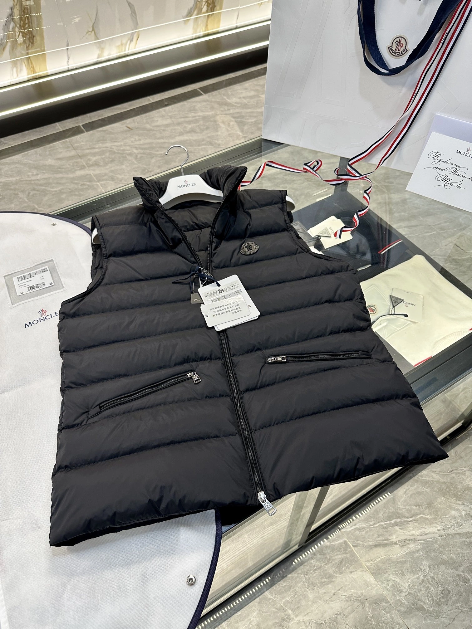 Cut-rate Moncler Down Jackets