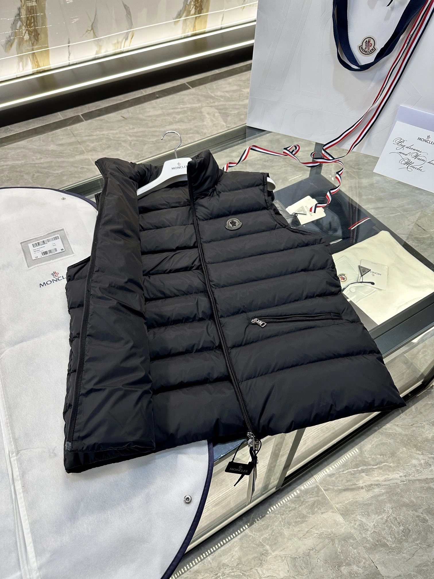 Cut-rate Moncler Down Jackets