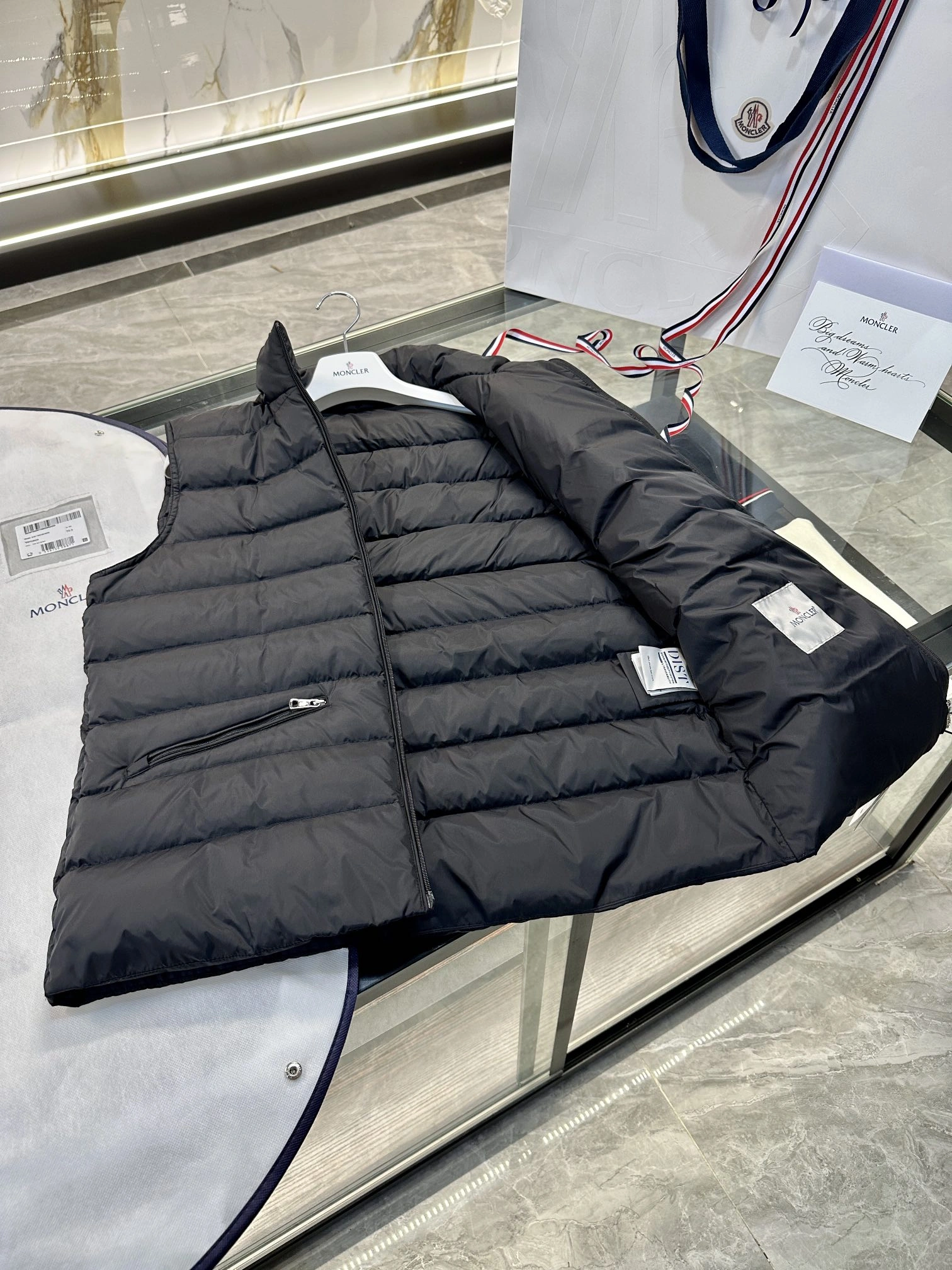 Cut-rate Moncler Down Jackets