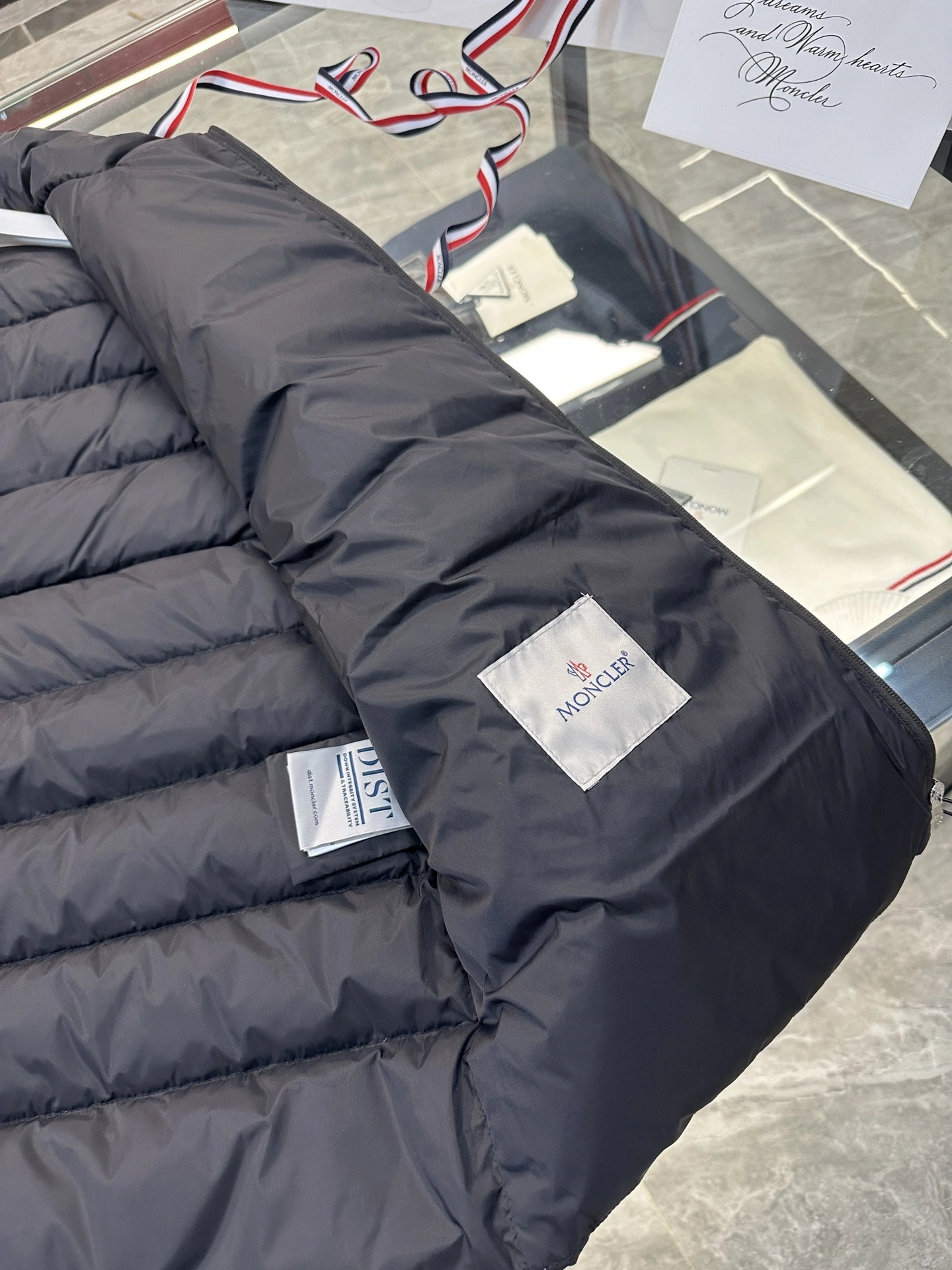 Cut-rate Moncler Down Jackets