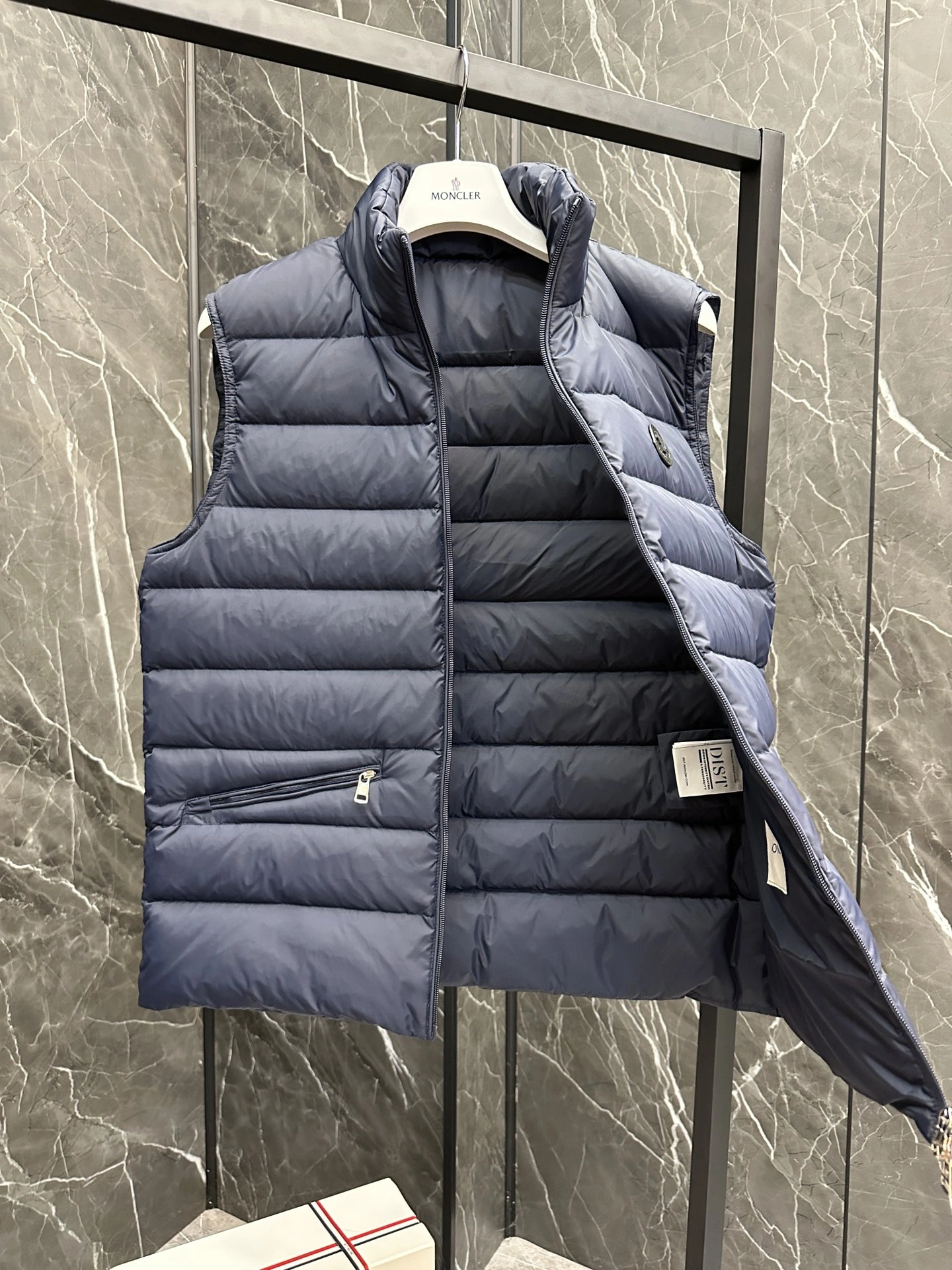 Bargain Moncler Down Jackets