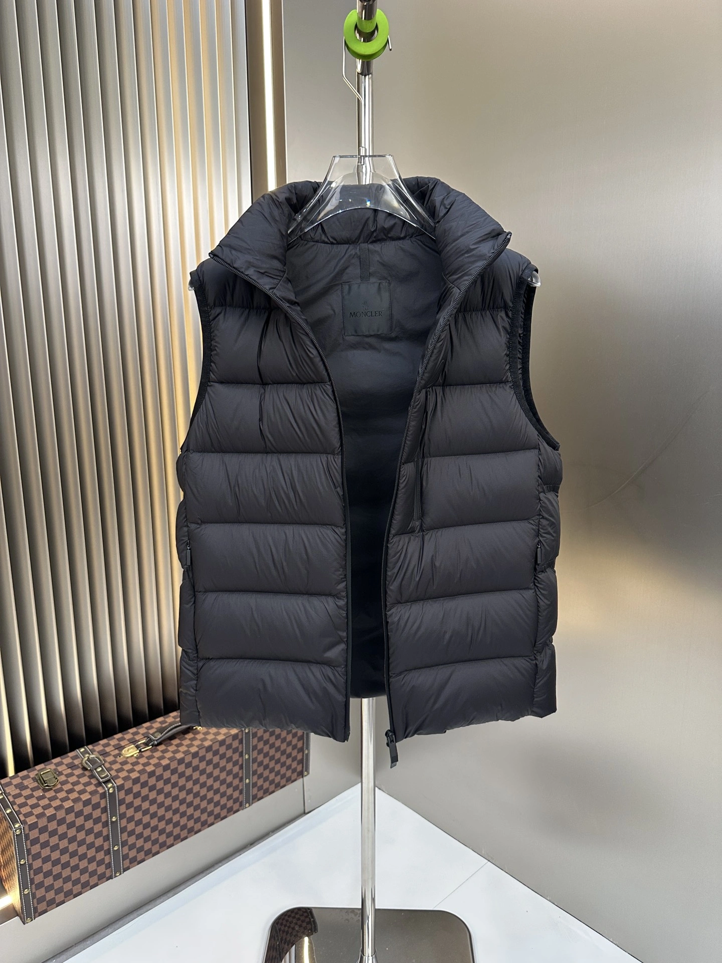 High fidelity Moncler Down Jackets
