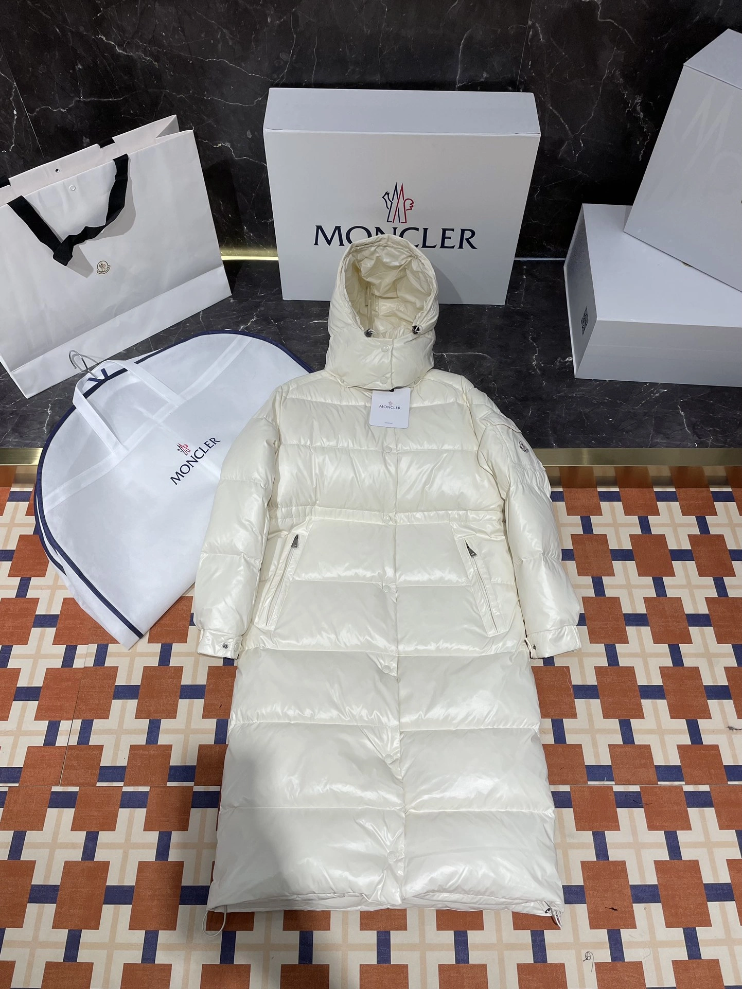 Brand-original Moncler Down Jackets