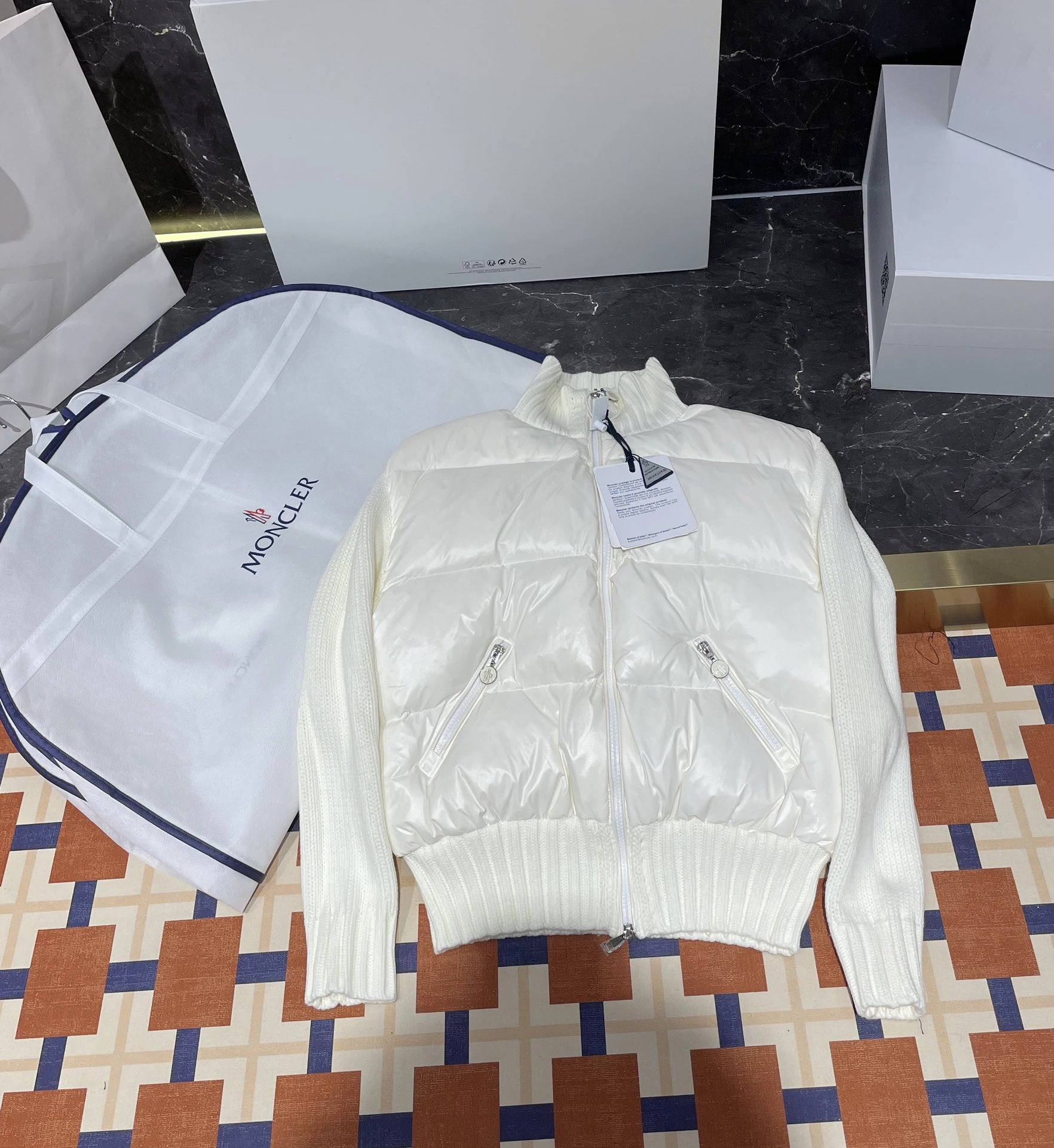 Real Moncler Down Jackets