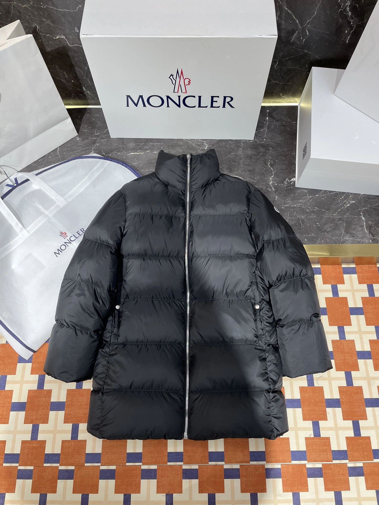 High fidelity Moncler Down Jackets