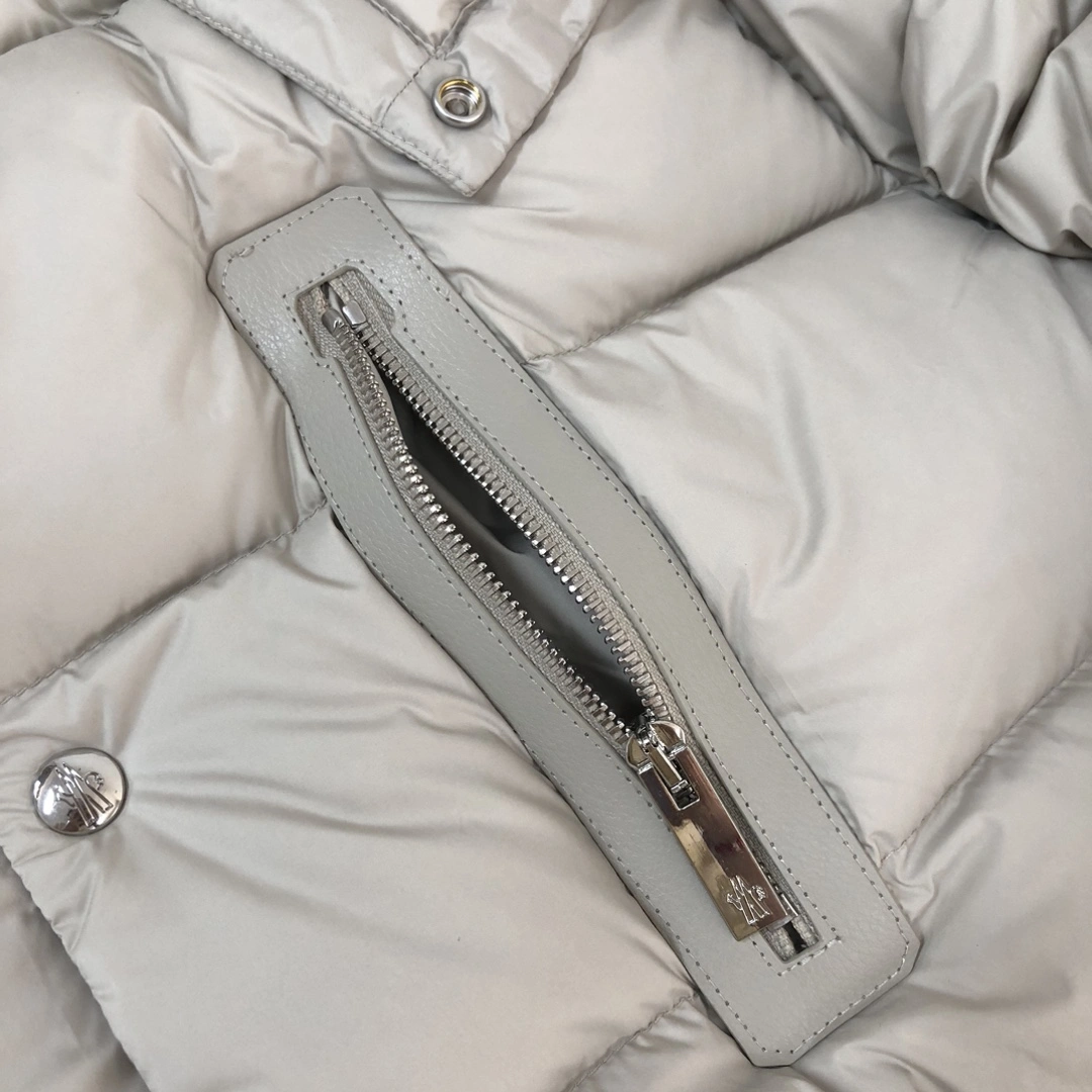 High accuracy Moncler Down Jackets