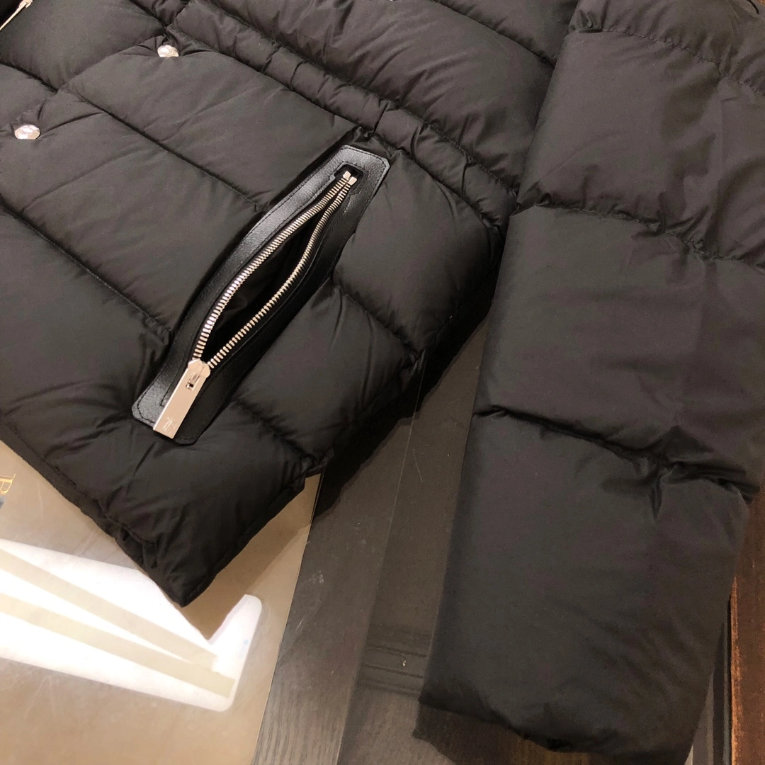 Exact replica Moncler Down Jackets