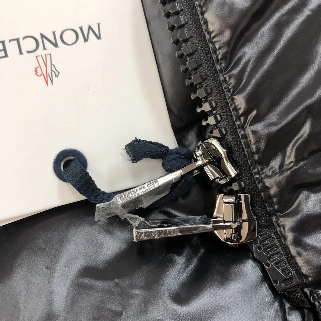 Exact replica Moncler Down Jackets