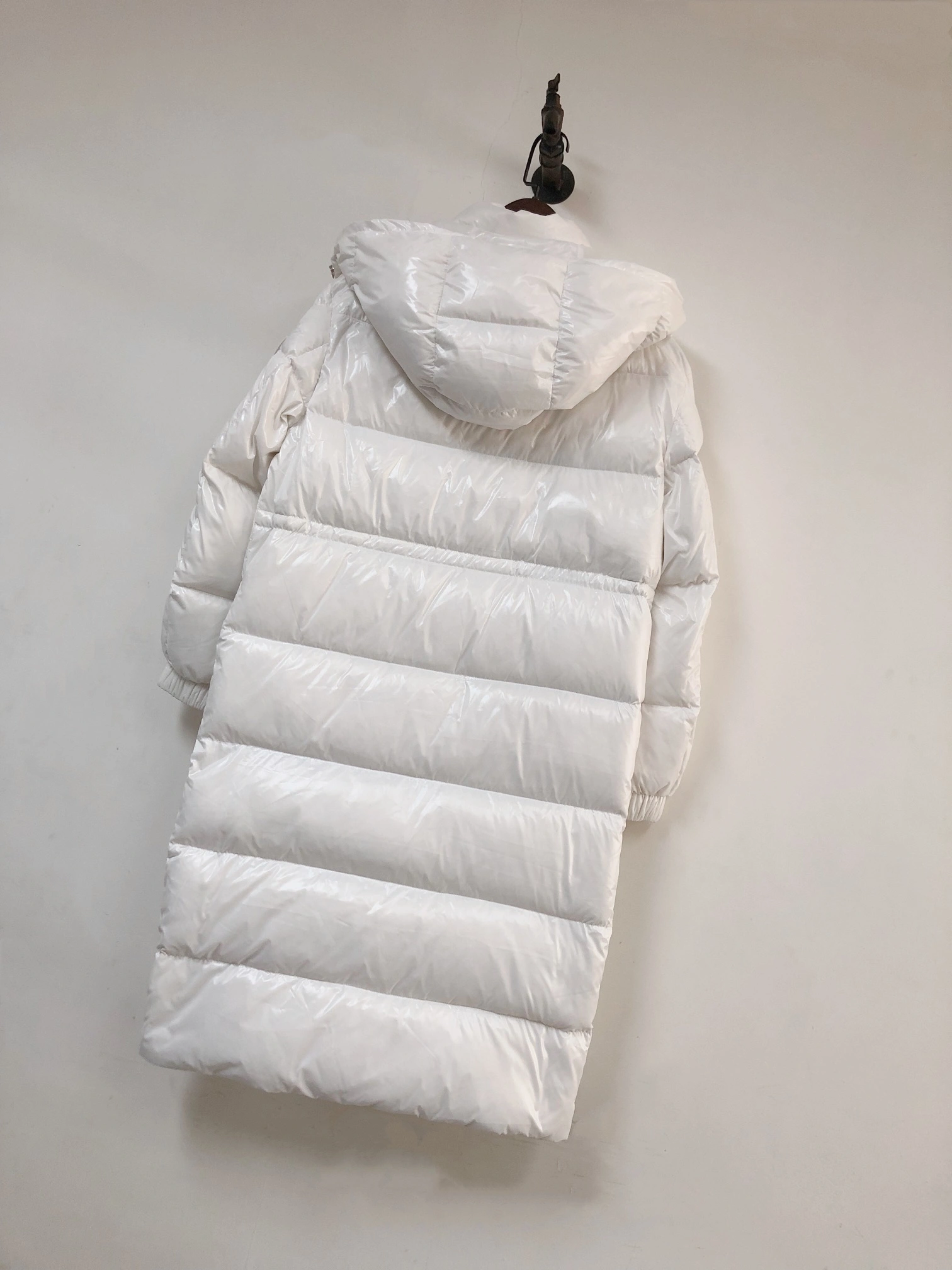 Bargain Moncler Down Jackets