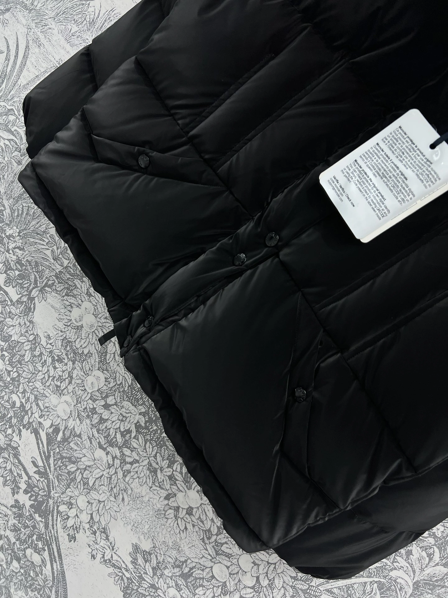 Cut-rate Moncler Down Jackets