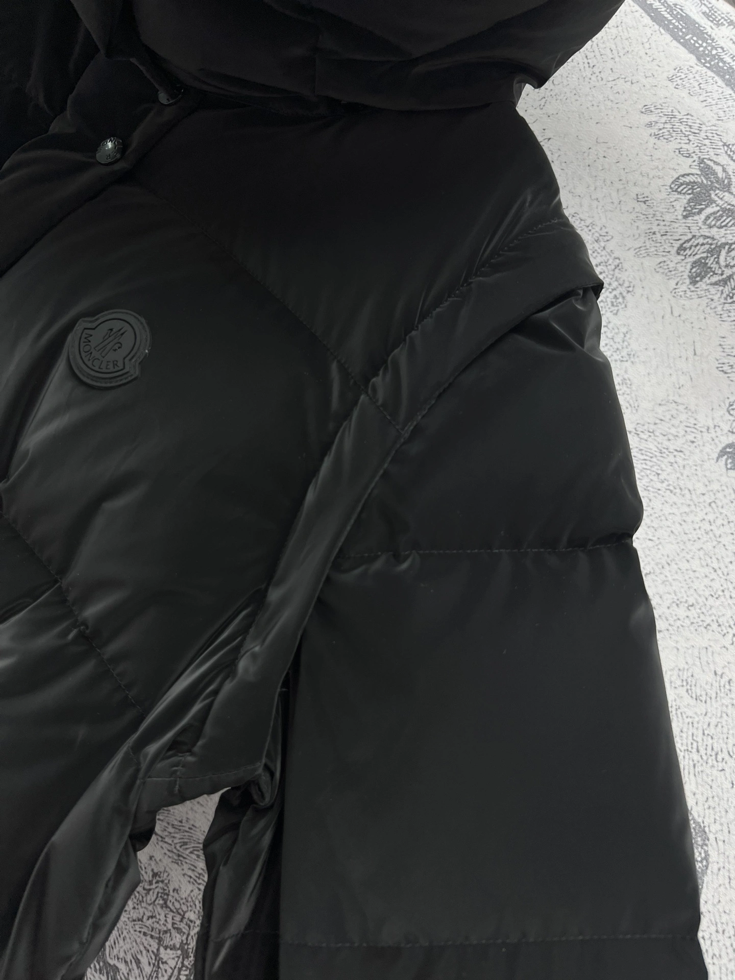 Cut-rate Moncler Down Jackets