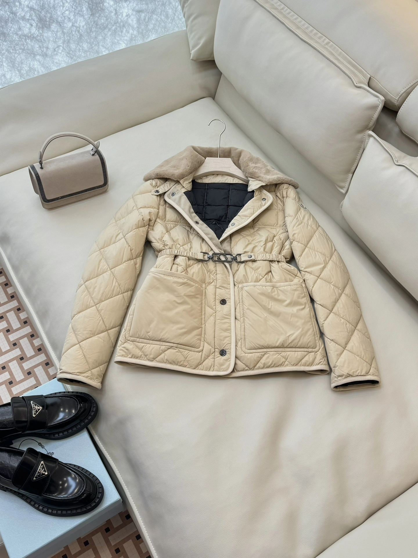 Bargain Moncler Down Jackets