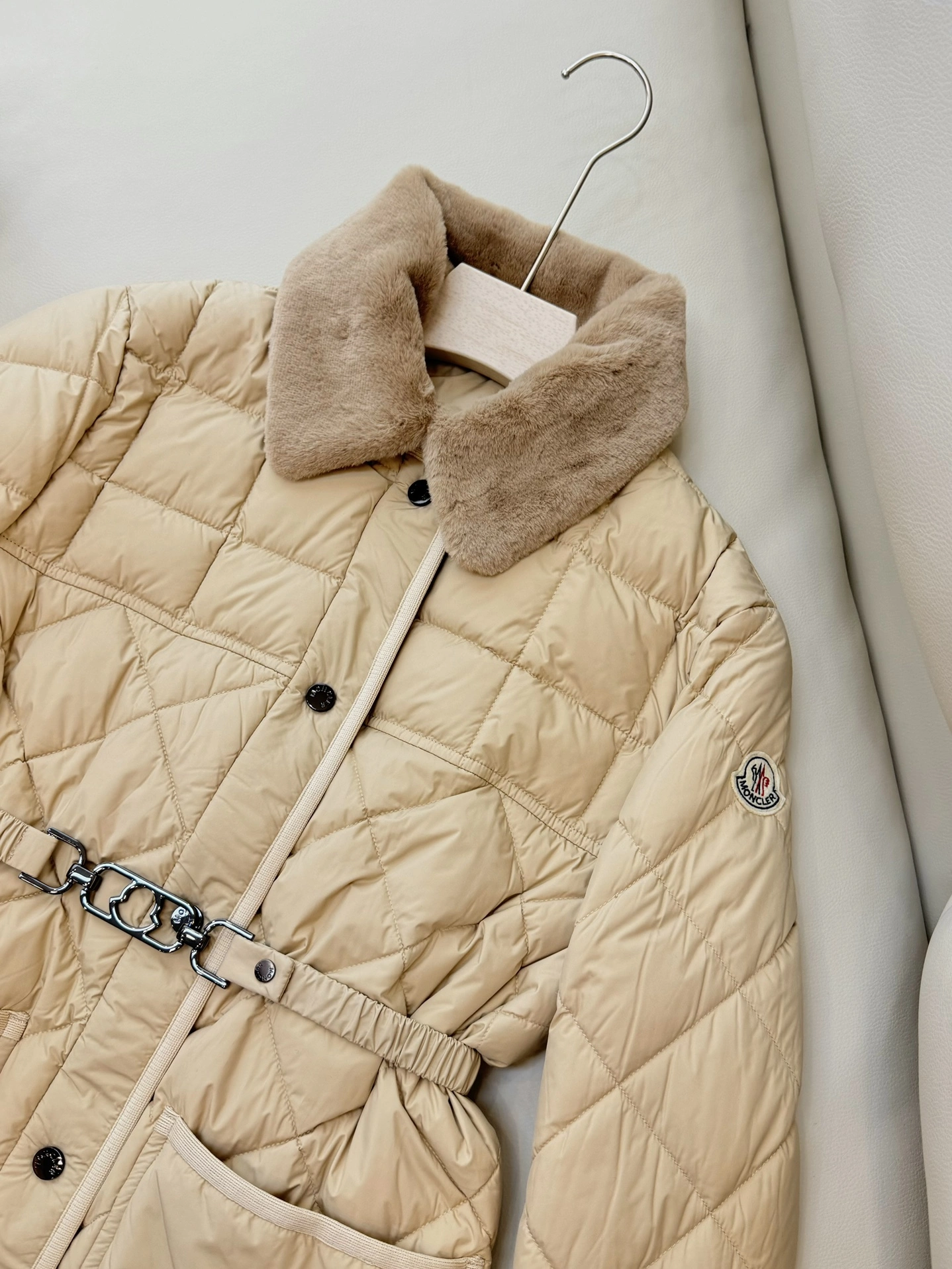 Bargain Moncler Down Jackets