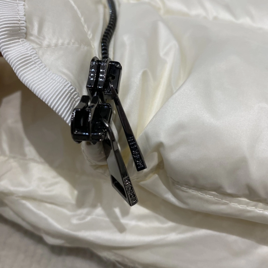 Discounted Moncler Down Jackets