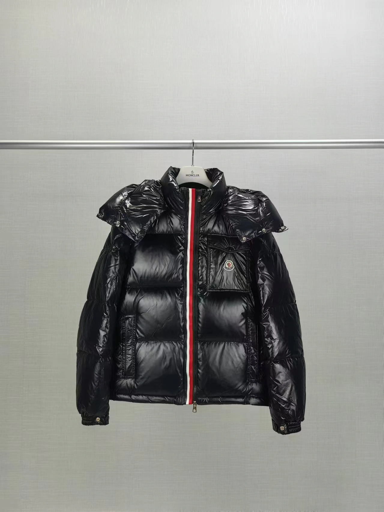 Inexpensive Moncler Down Jackets