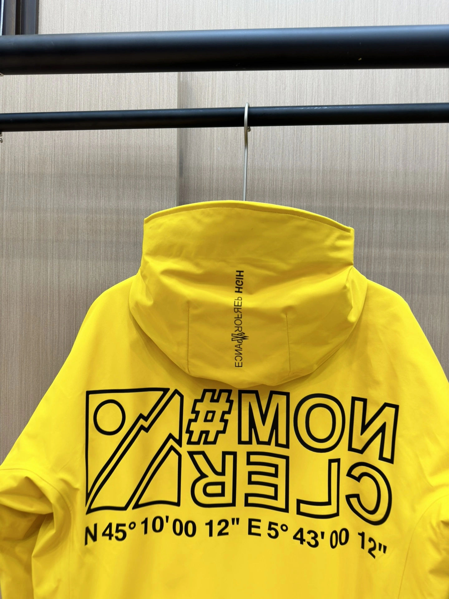 High fidelity Moncler Down Jackets