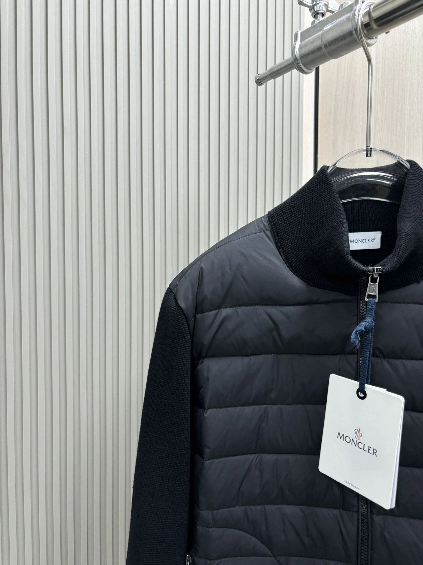 Accurate model Moncler Down Jackets