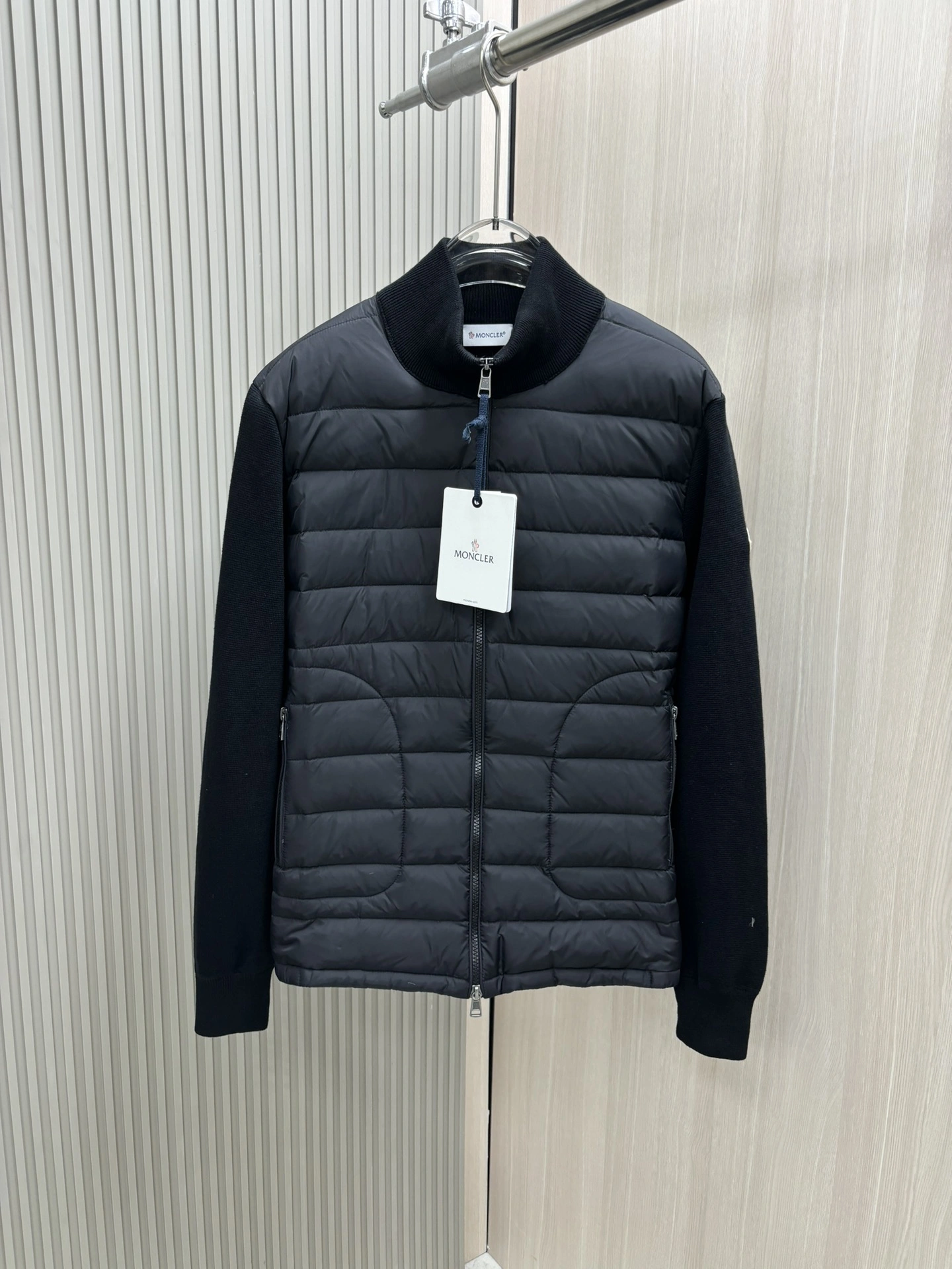 Accurate model Moncler Down Jackets