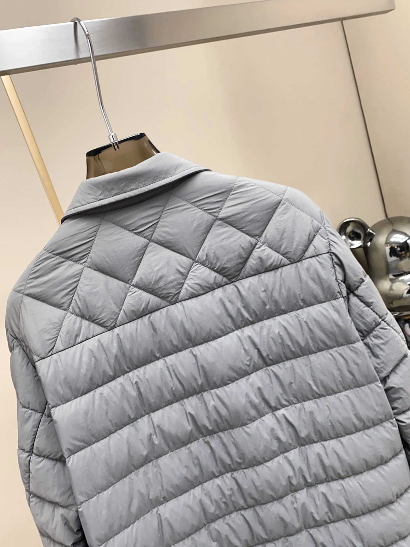 Accurate model Moncler Down Jackets