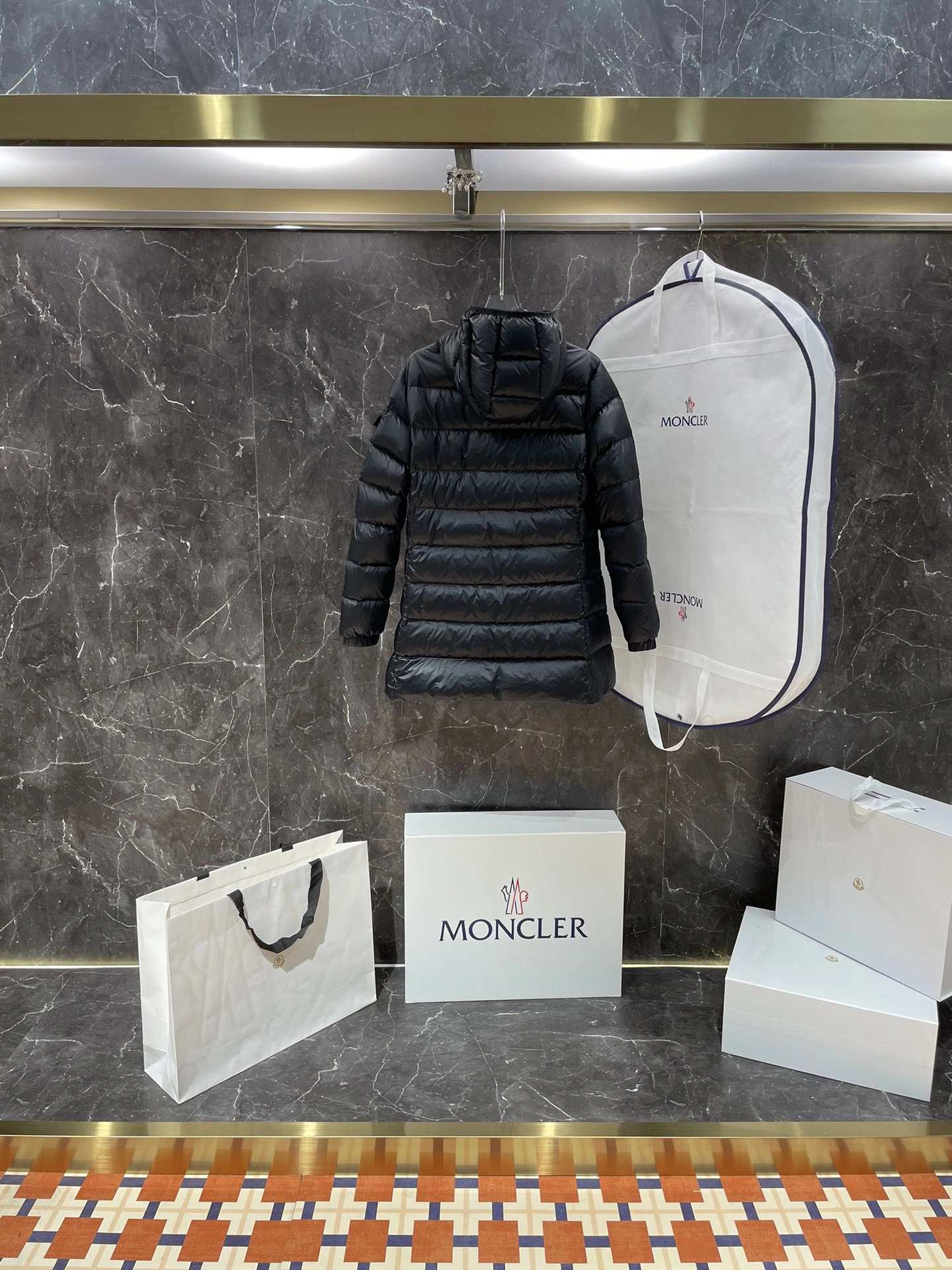 1:1 copy Moncler Down Jackets