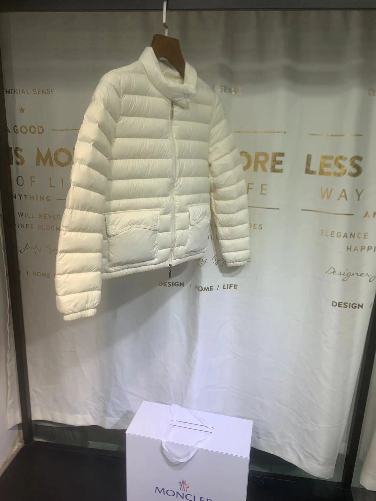 1:1 copy Moncler Down Jackets
