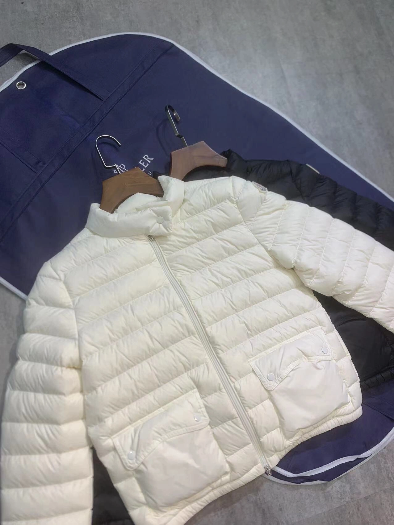 1:1 copy Moncler Down Jackets