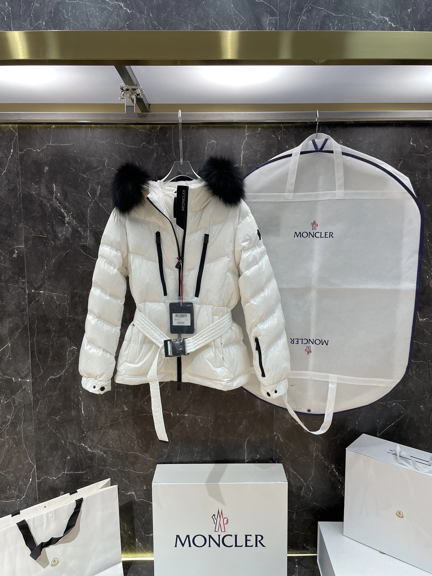 Official Moncler Down Jackets