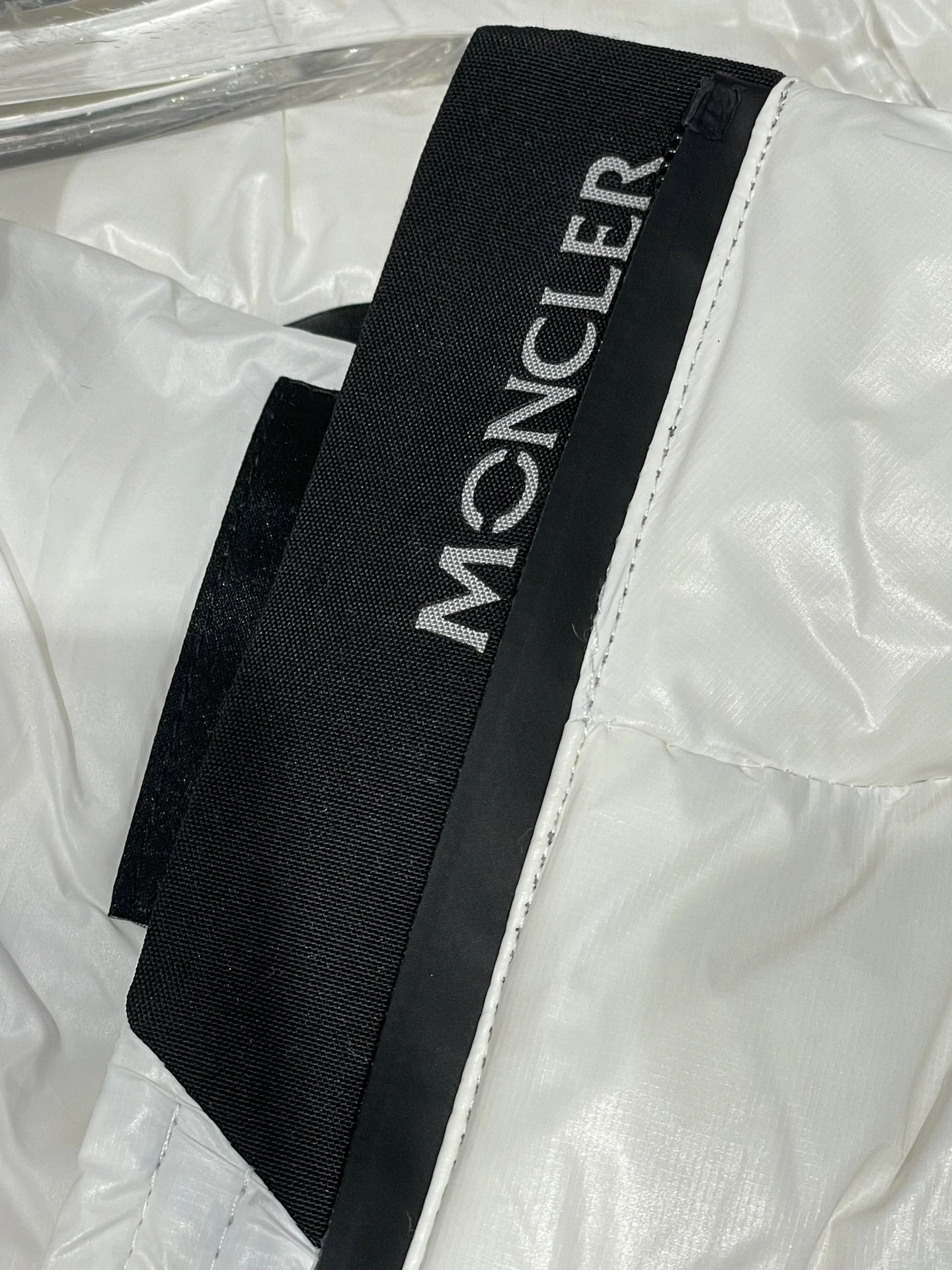 Official Moncler Down Jackets