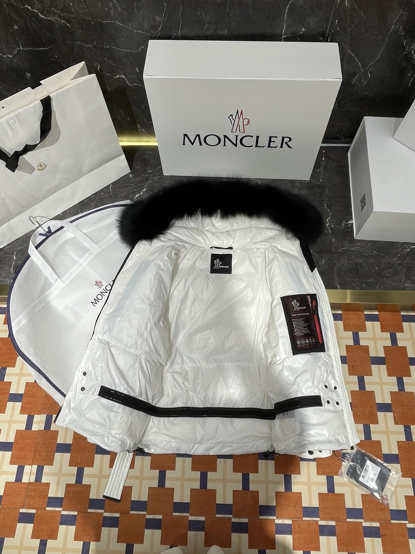 Official Moncler Down Jackets